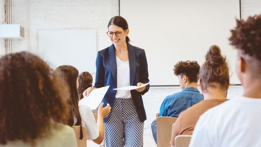 How to Give Positive Feedback on Student Writing | Edutopia