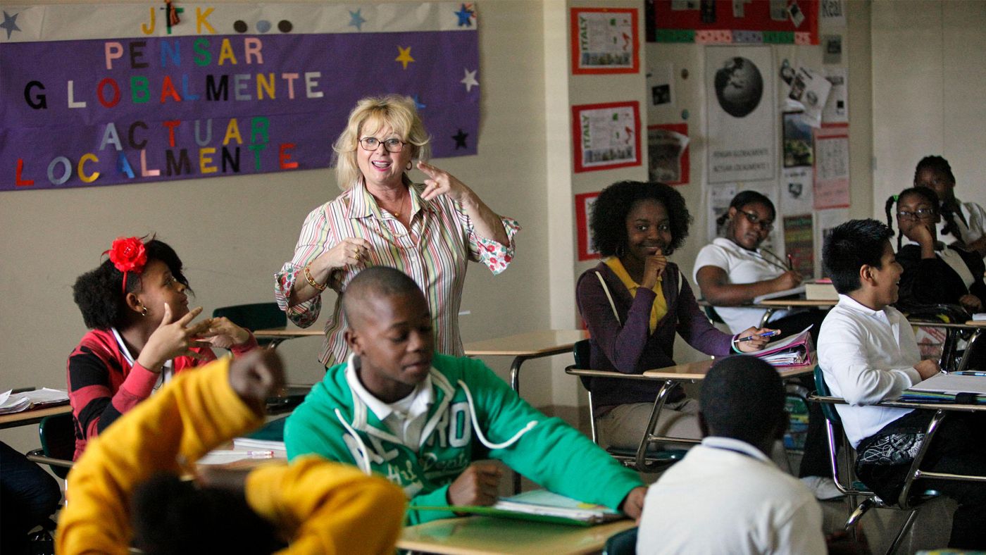 Using Social Media to Boost Students’ Understanding of World Languages ...