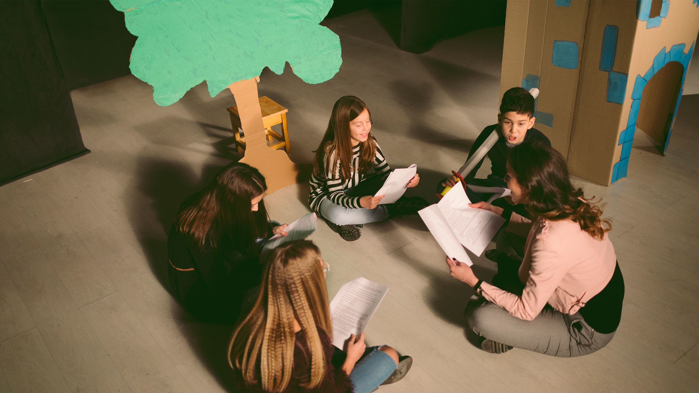 How to Produce a School Play on a Shoestring Budget | Edutopia